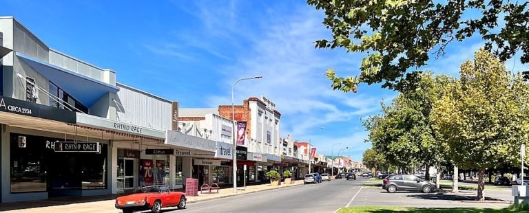 Seniors Card Travel: Sydney to Junee, Narrandera, Leeton or Griffith ...